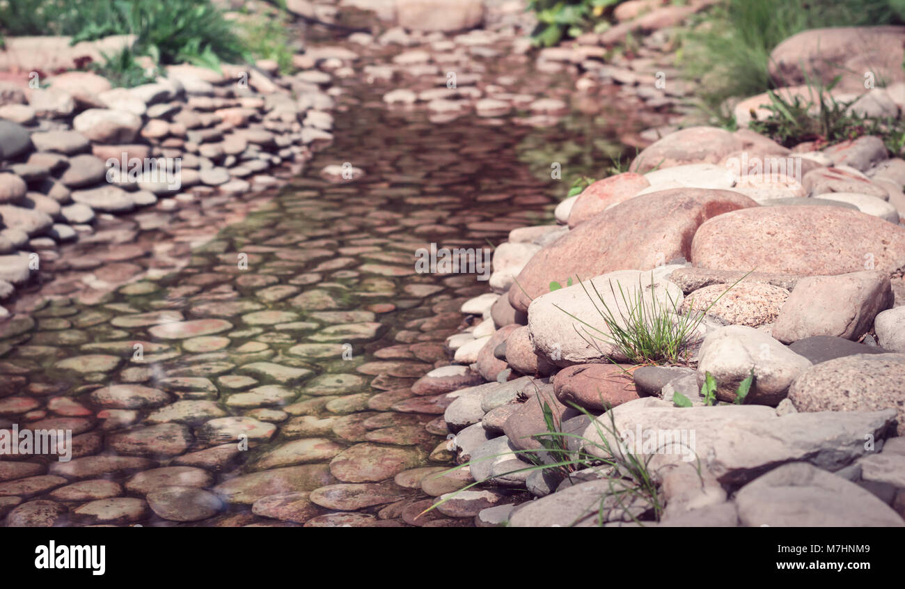 Slow trickle of water hi-res stock photography and images - Alamy