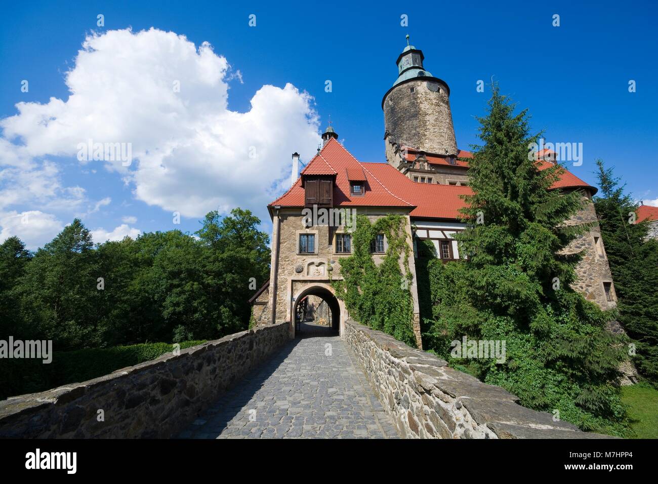 Medieval defensive Czocha castle in Lesna, Poland Stock Photo - Alamy