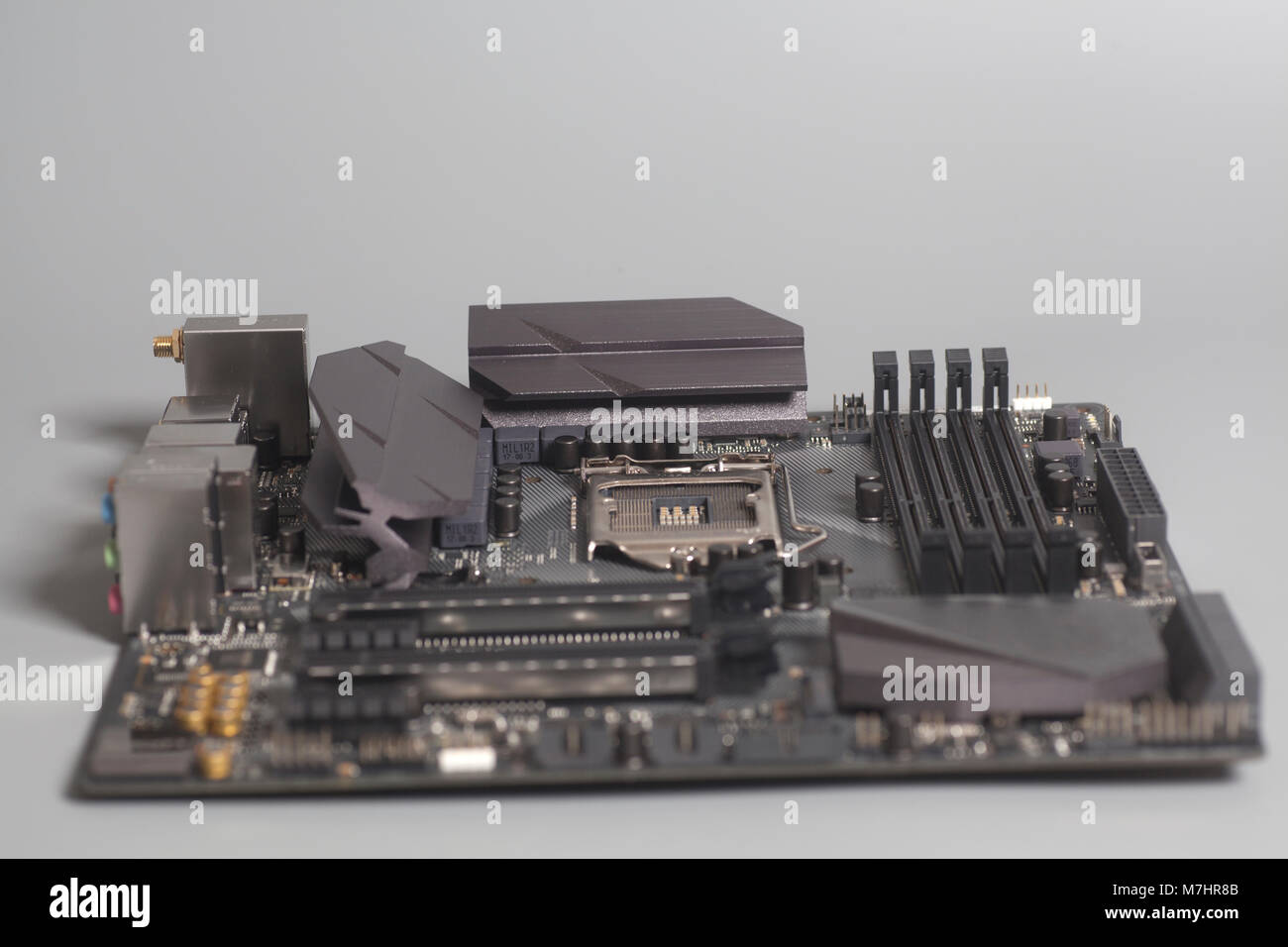 Computer motherboard bios chip hi-res stock photography and images - Alamy
