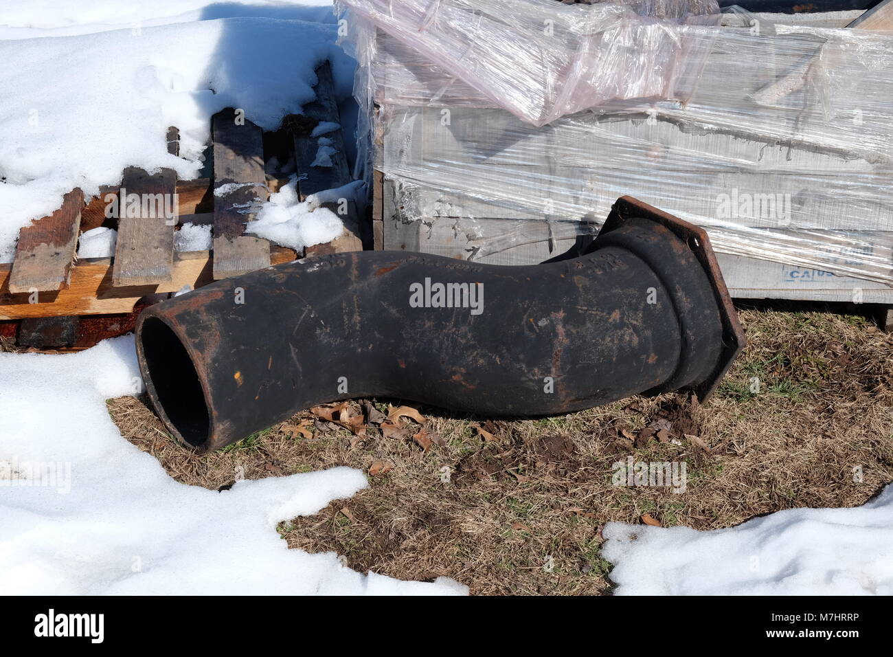 Elbow bend hi-res stock photography and images - Alamy