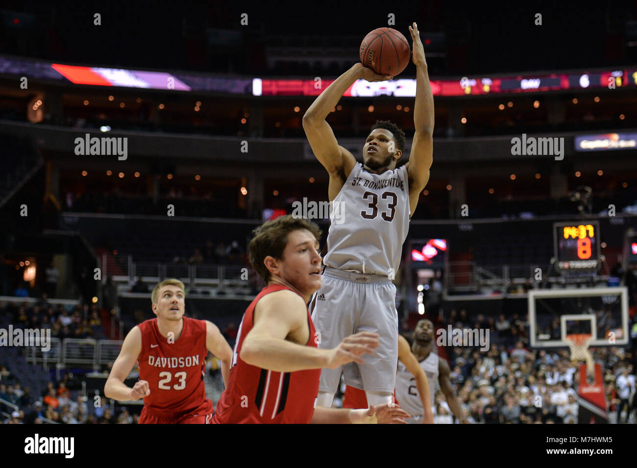 Washington, DC, USA. 10th Mar, 2018. JOSH AYENI (33) attempts to score ...