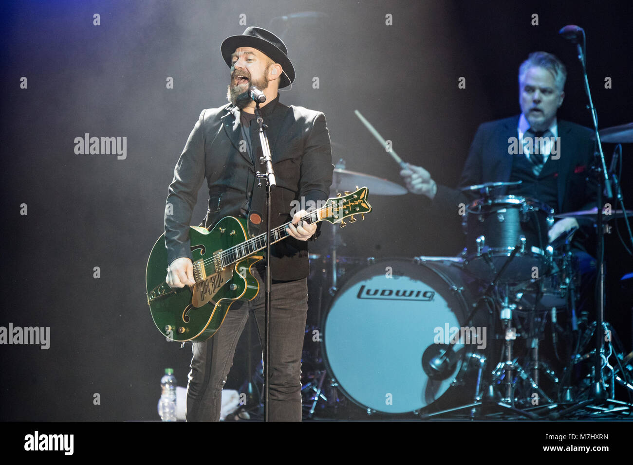 London, England. 10th March 2018, Jennifer Nettles and Kristian Bush ...