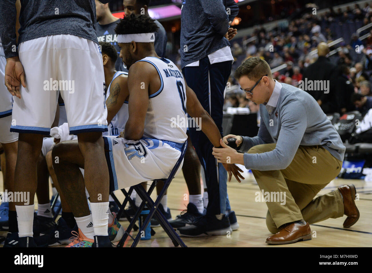 Washington, DC, USA. 10th Mar, 2018. E.C. MATTHEWS (0) has his wrist ...