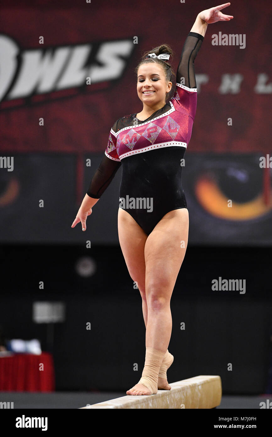 Philadelphia, Pennsylvania, USA. 9th Mar, 2017. Temple Owls gymnast ...