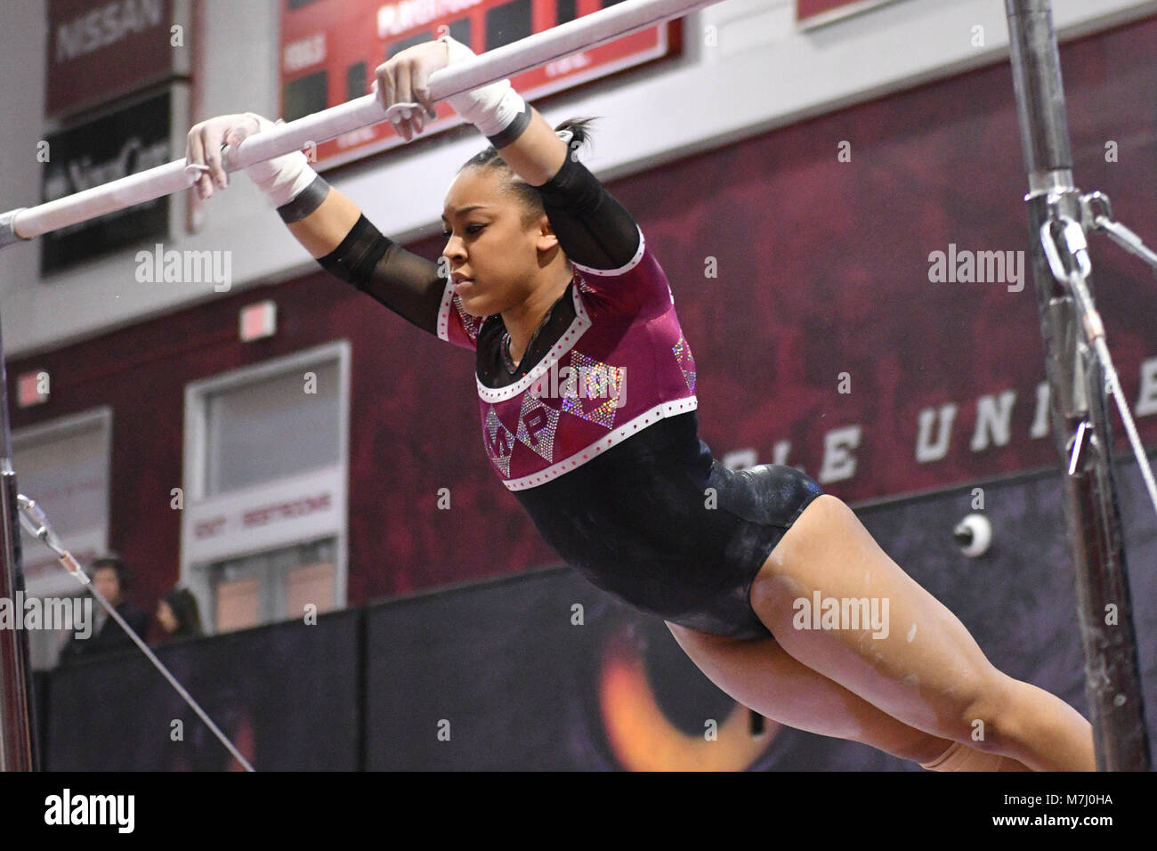 Philadelphia, Pennsylvania, USA. 9th Mar, 2018. Temple Owls gymnast ...
