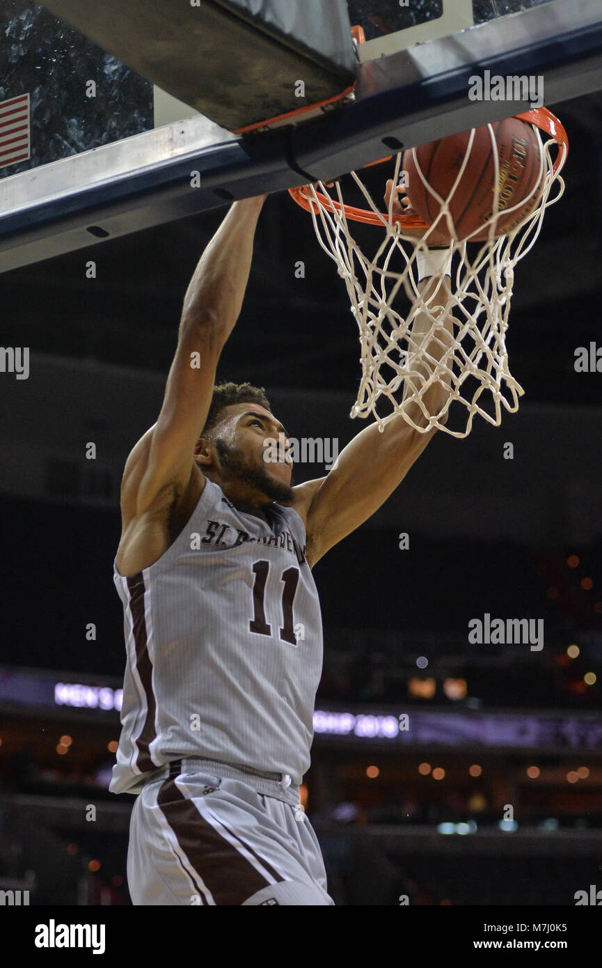 Capital one arena basketball hi-res stock photography and images - Alamy