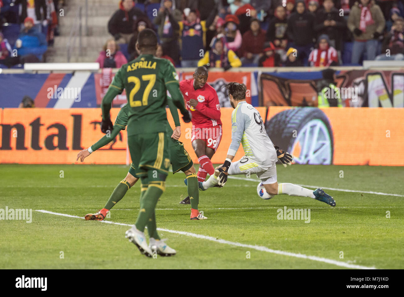 Harrison, New Jersey, USA. 10th March, 2018. Goalkeeper Jake Gleeson ...