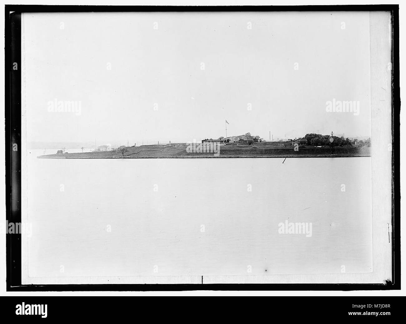 Photograph of Fort McHenry, famous for its role in the War of 1812 and ...