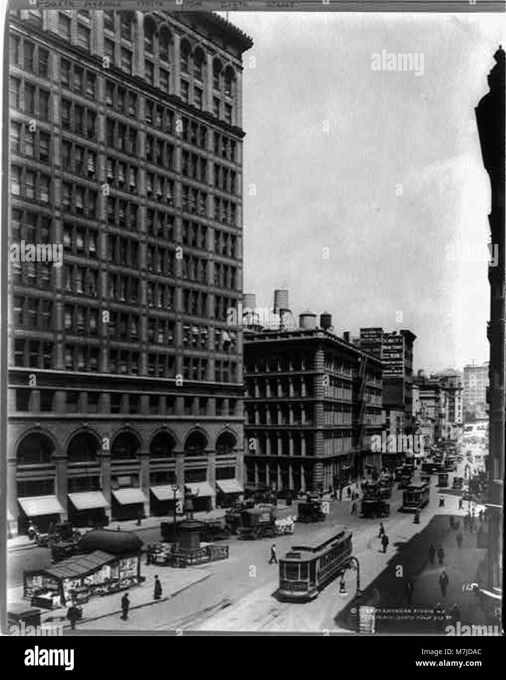 Street view manhattan from Black and White Stock Photos & Images - Alamy