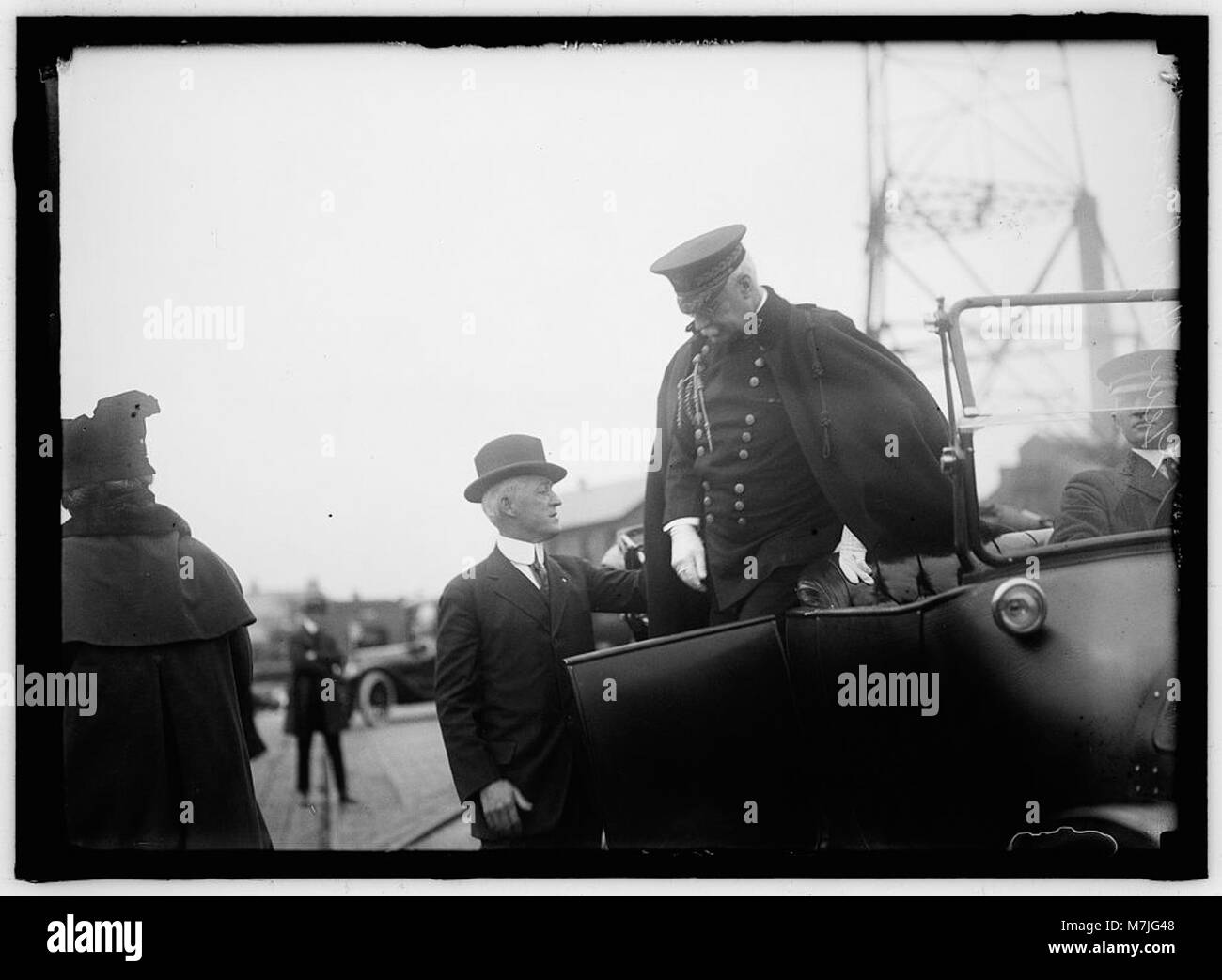 The Allied Commission to the U.S. boarding the Mayflower for a trip to ...