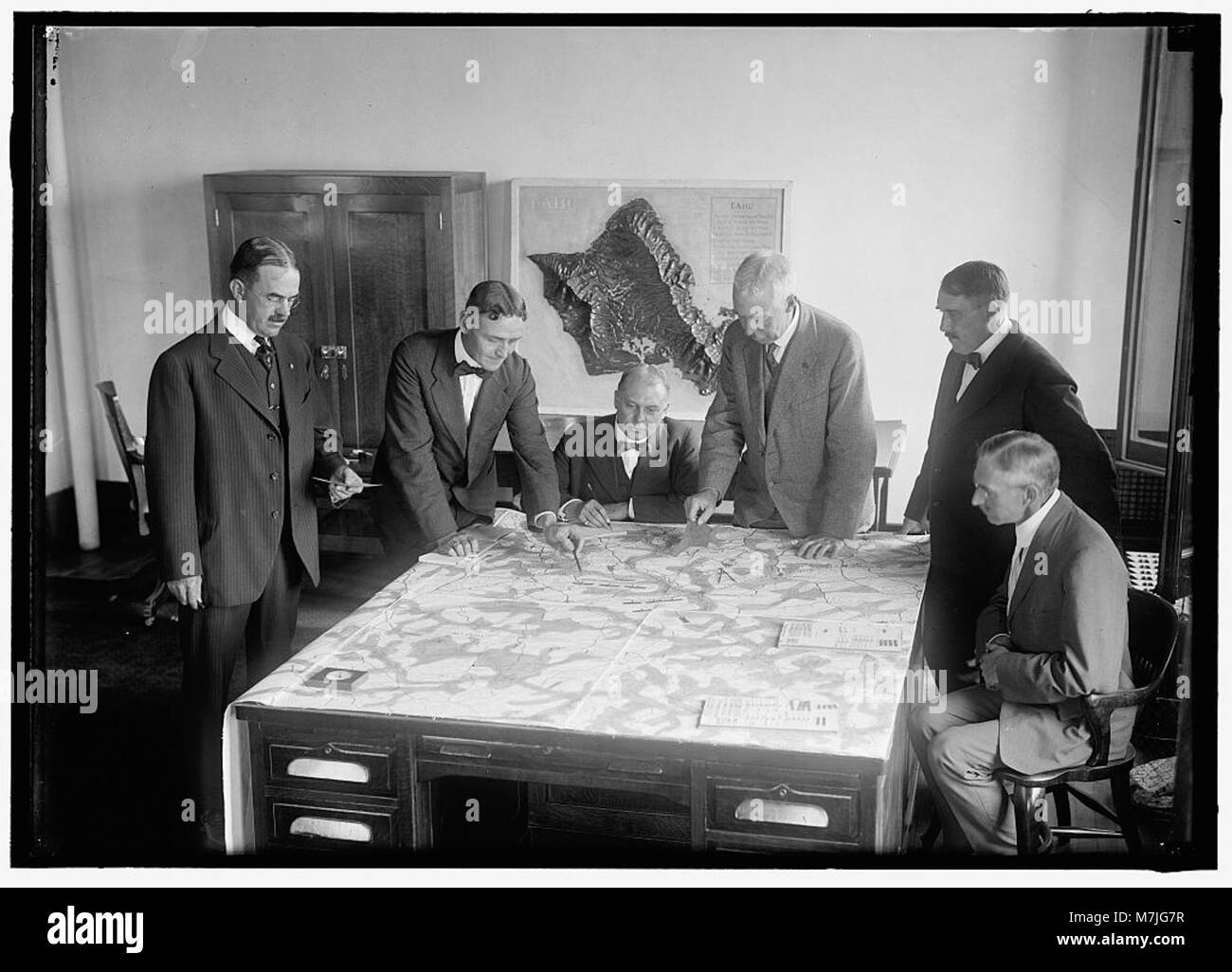 ARMY WAR GAME. LT. COL. D.E. AULTMAN; LT. COL. J.A. SHIPTON; MAJOR L ...