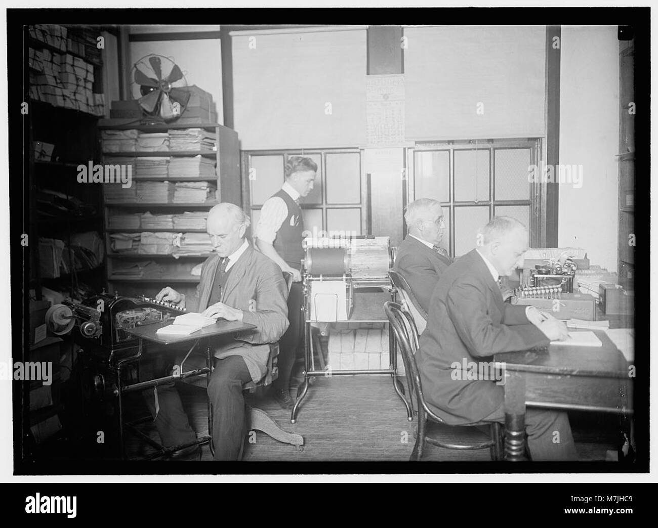 Industry statistics Black and White Stock Photos & Images - Alamy