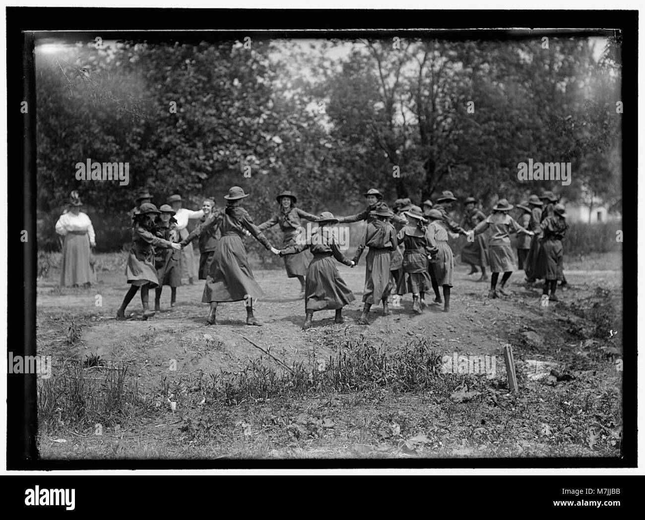 GIRL SCOUTS. ACTIVITIES AND PLAY LCCN2016867767 Stock Photo - Alamy