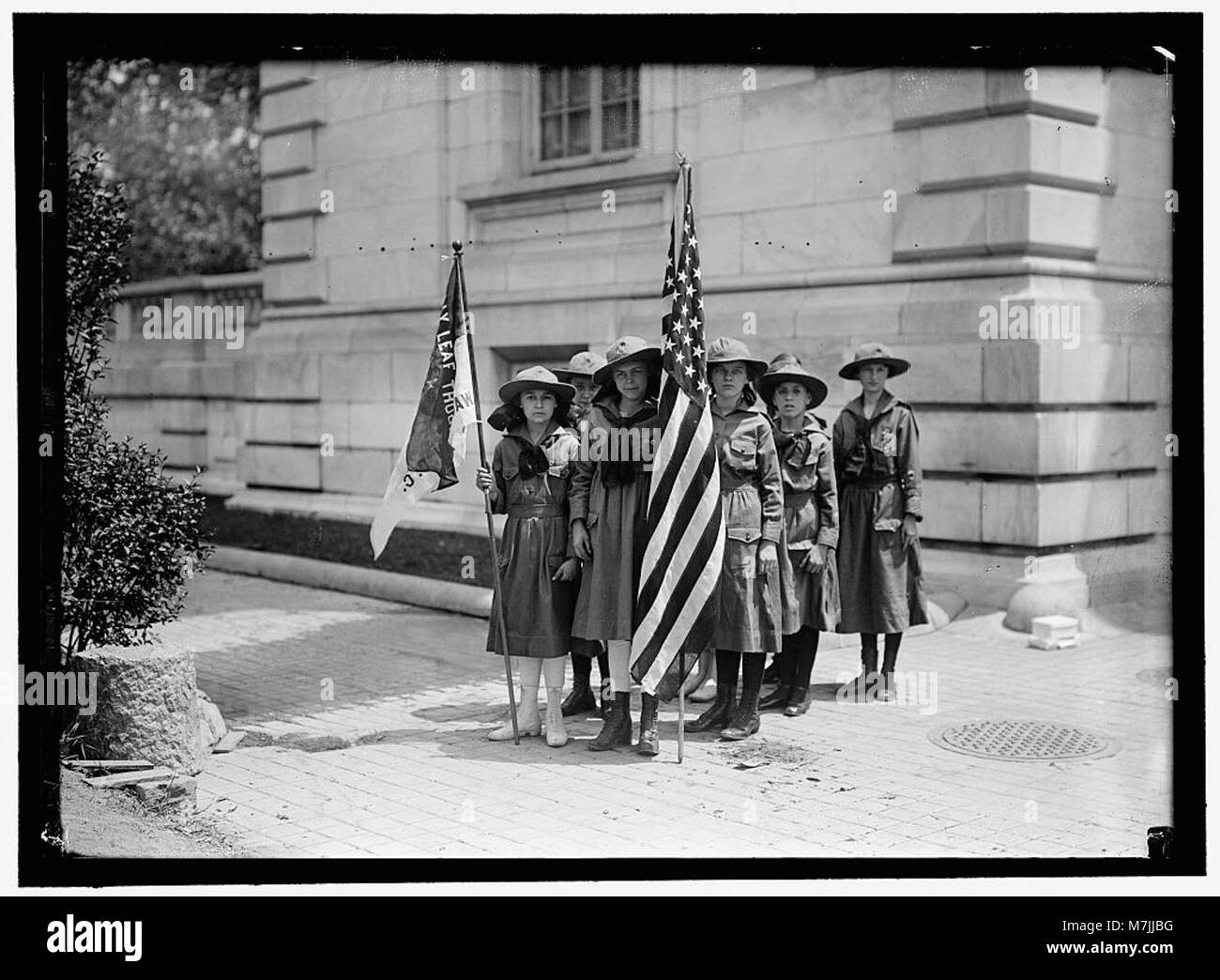 GIRL SCOUTS. ACTIVITIES AND PLAY LCCN2016867778 Stock Photo - Alamy