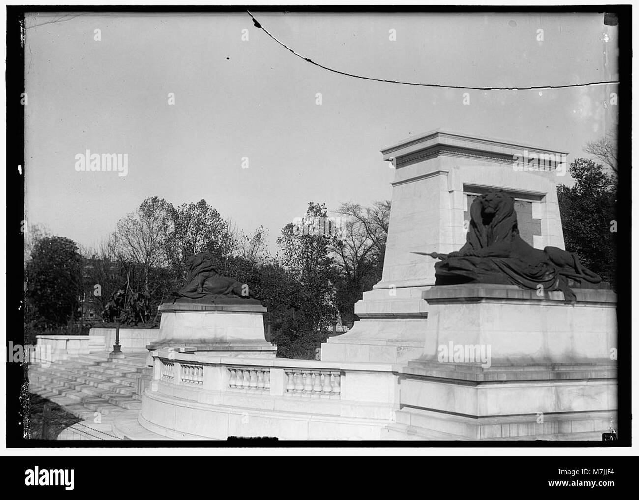 A photograph of the Grant Memorial at the U.S. Capitol, featuring the ...