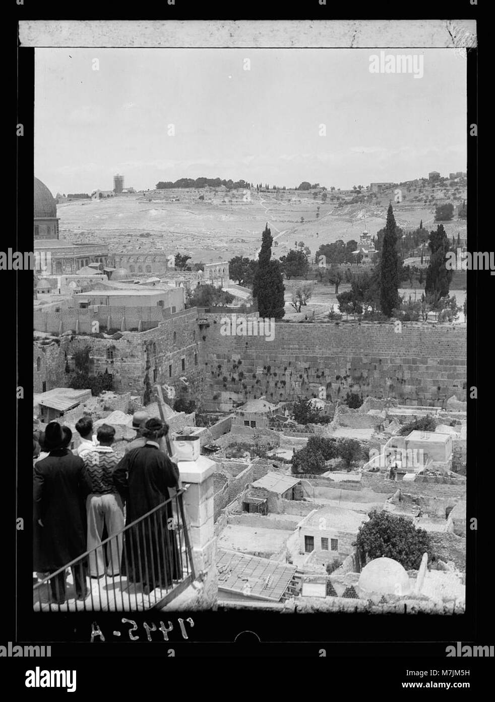 In place old world Black and White Stock Photos & Images - Alamy