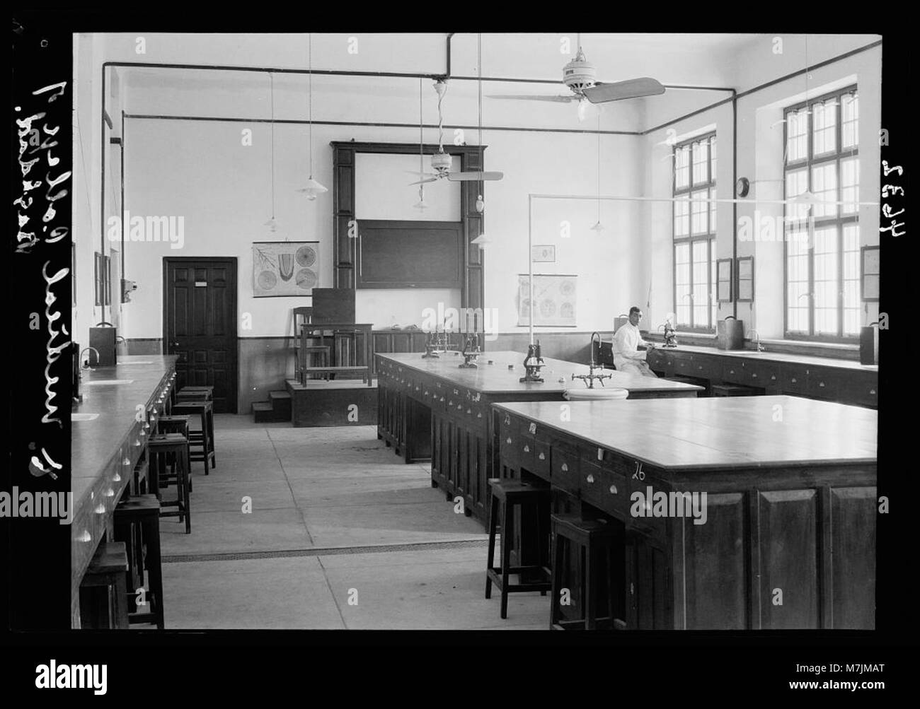 A photograph showing the pathology room of the Royal College of ...