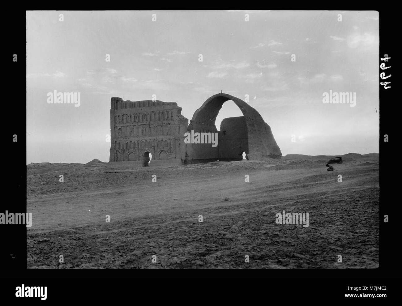 The Arch of Ctesiphon, located in Iraq, is a significant ancient ...
