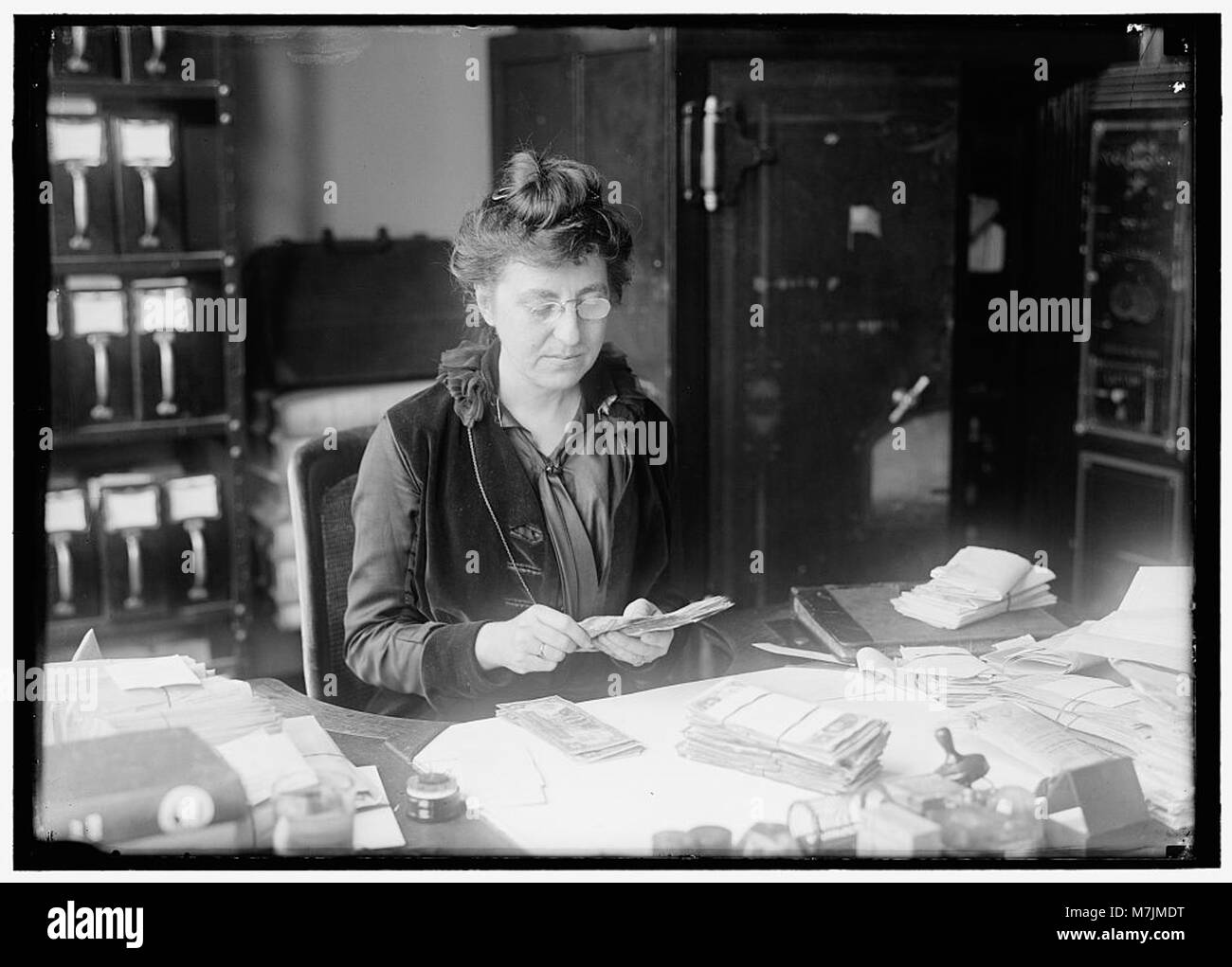 Clara nelson hi-res stock photography and images - Alamy