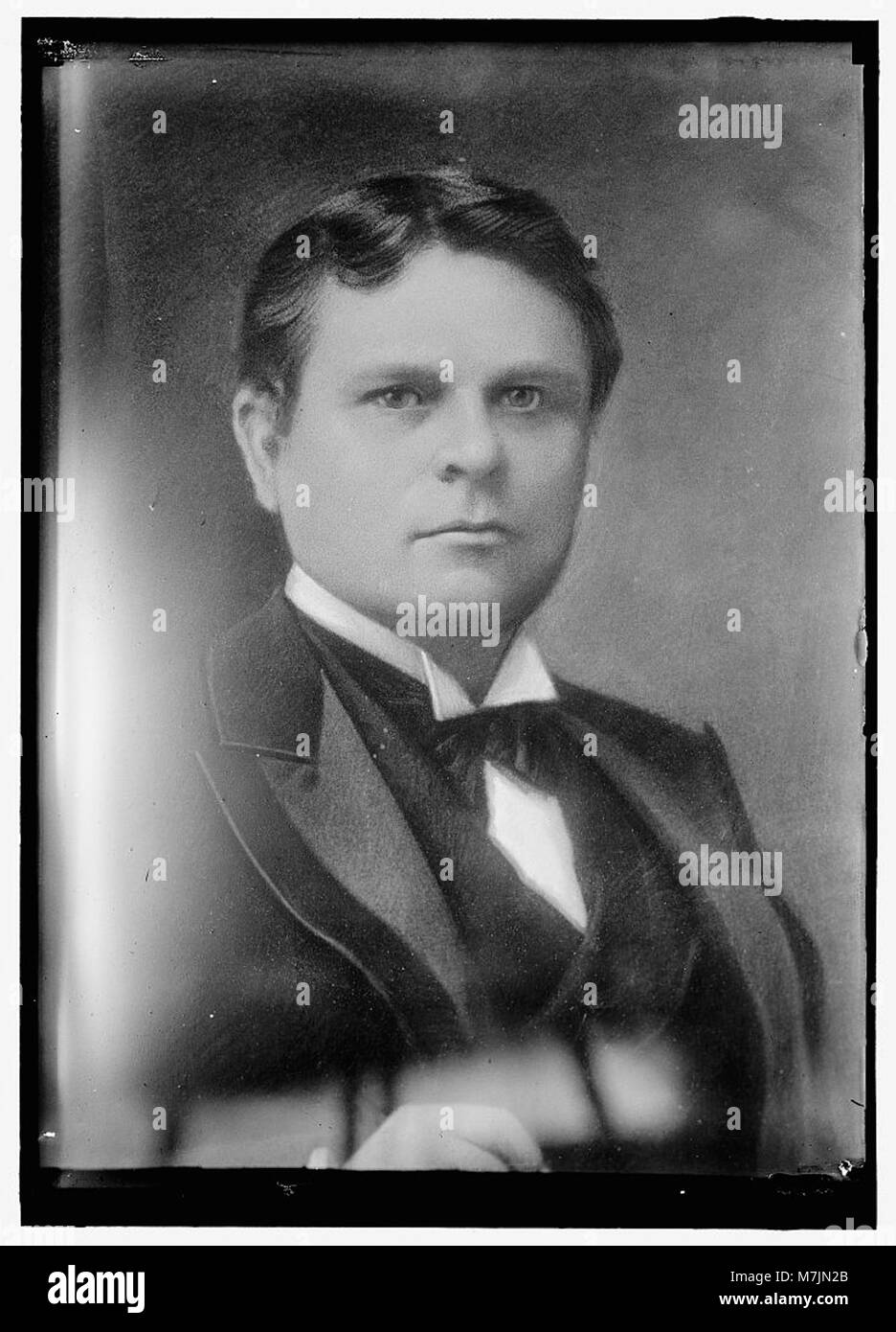 A portrait of Robert Porter, an American journalist who passed away in ...