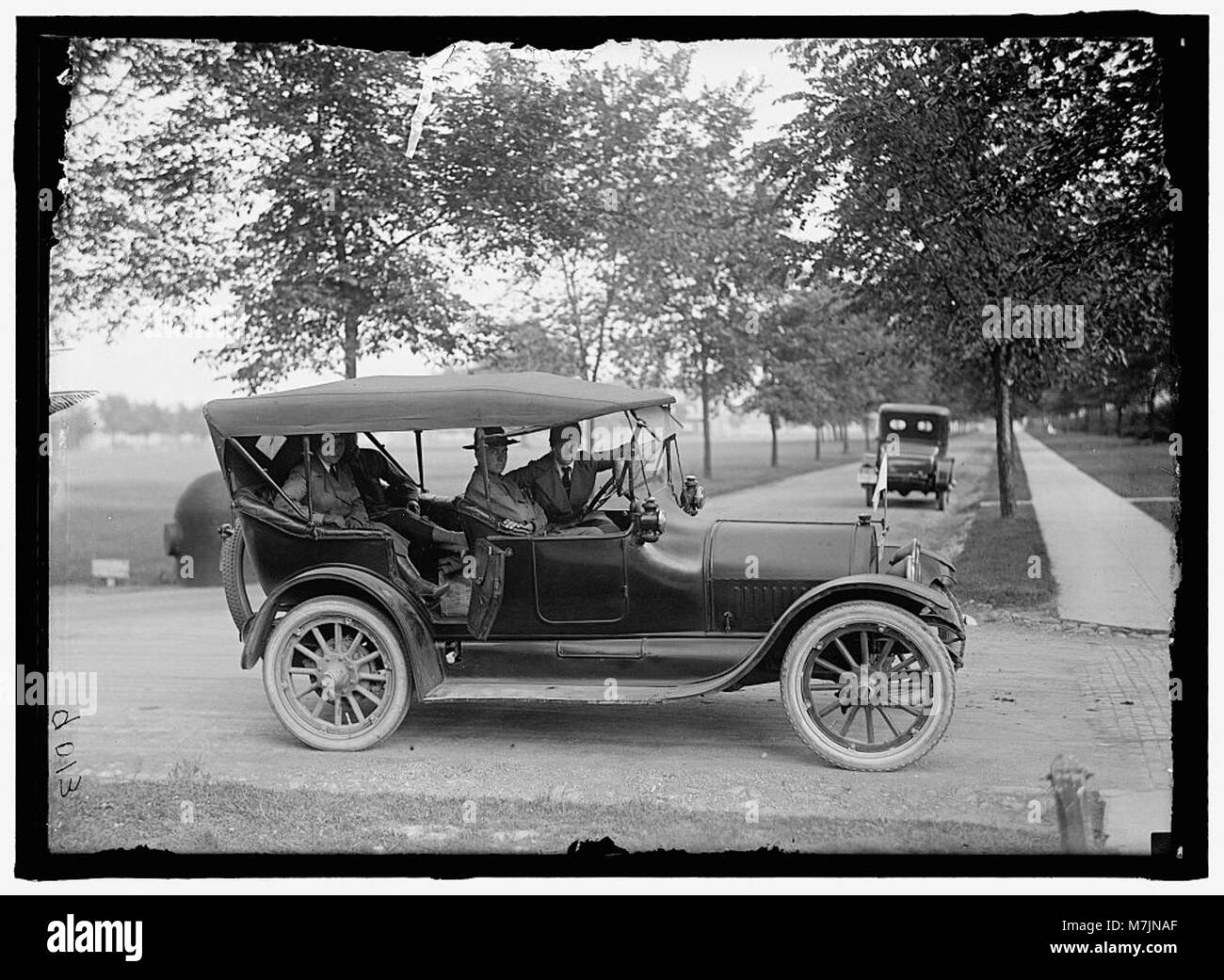 Red cross motor corps hi-res stock photography and images - Alamy