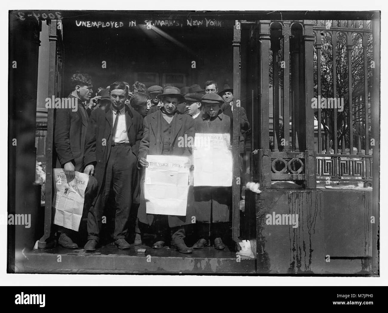 Unemployment suffering hi-res stock photography and images - Alamy