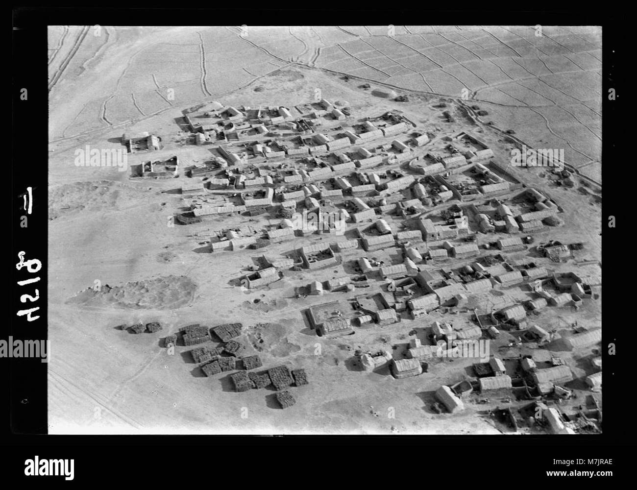 Desert iraq hi-res stock photography and images - Alamy