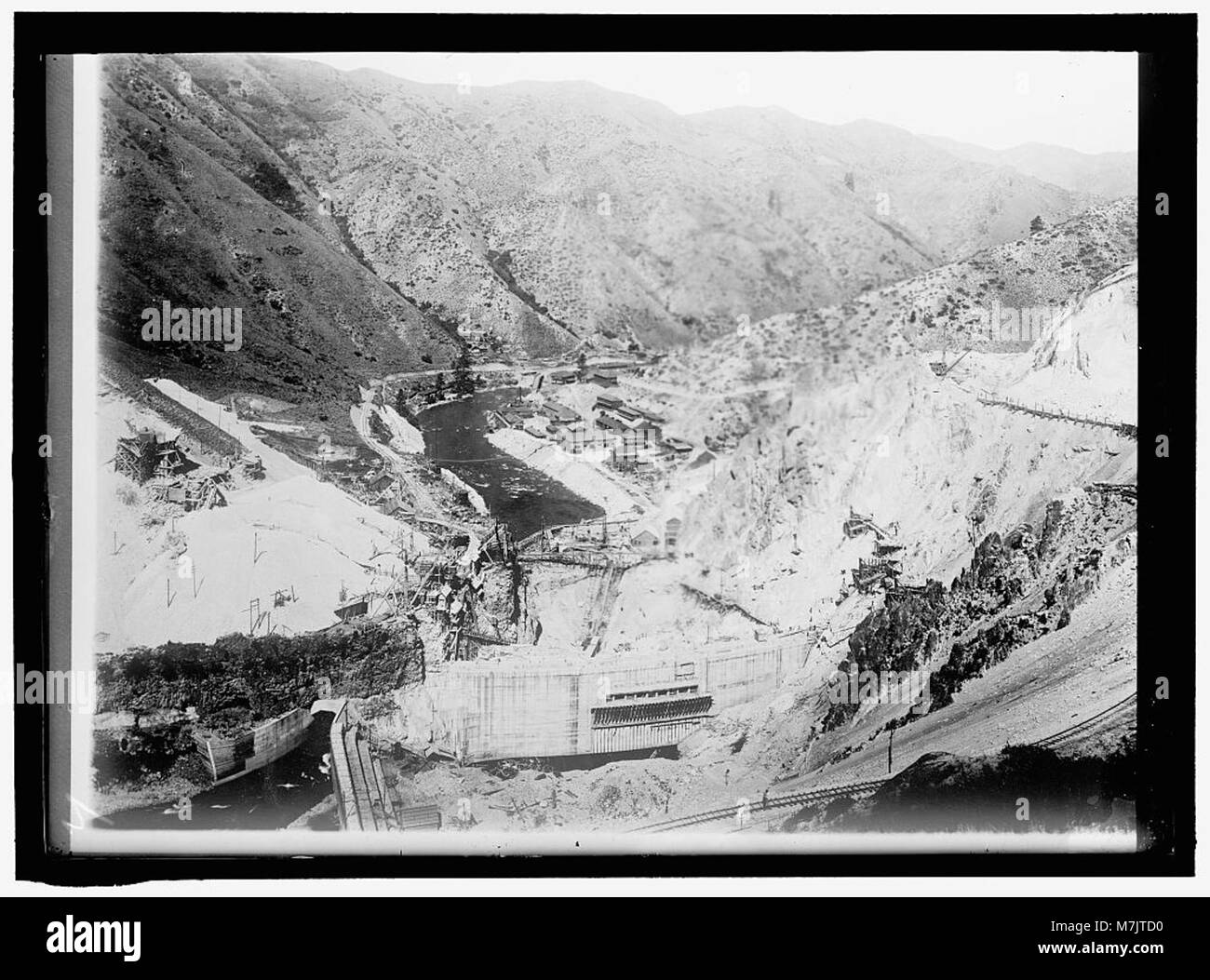 Bureau of reclamation dam Black and White Stock Photos & Images - Alamy