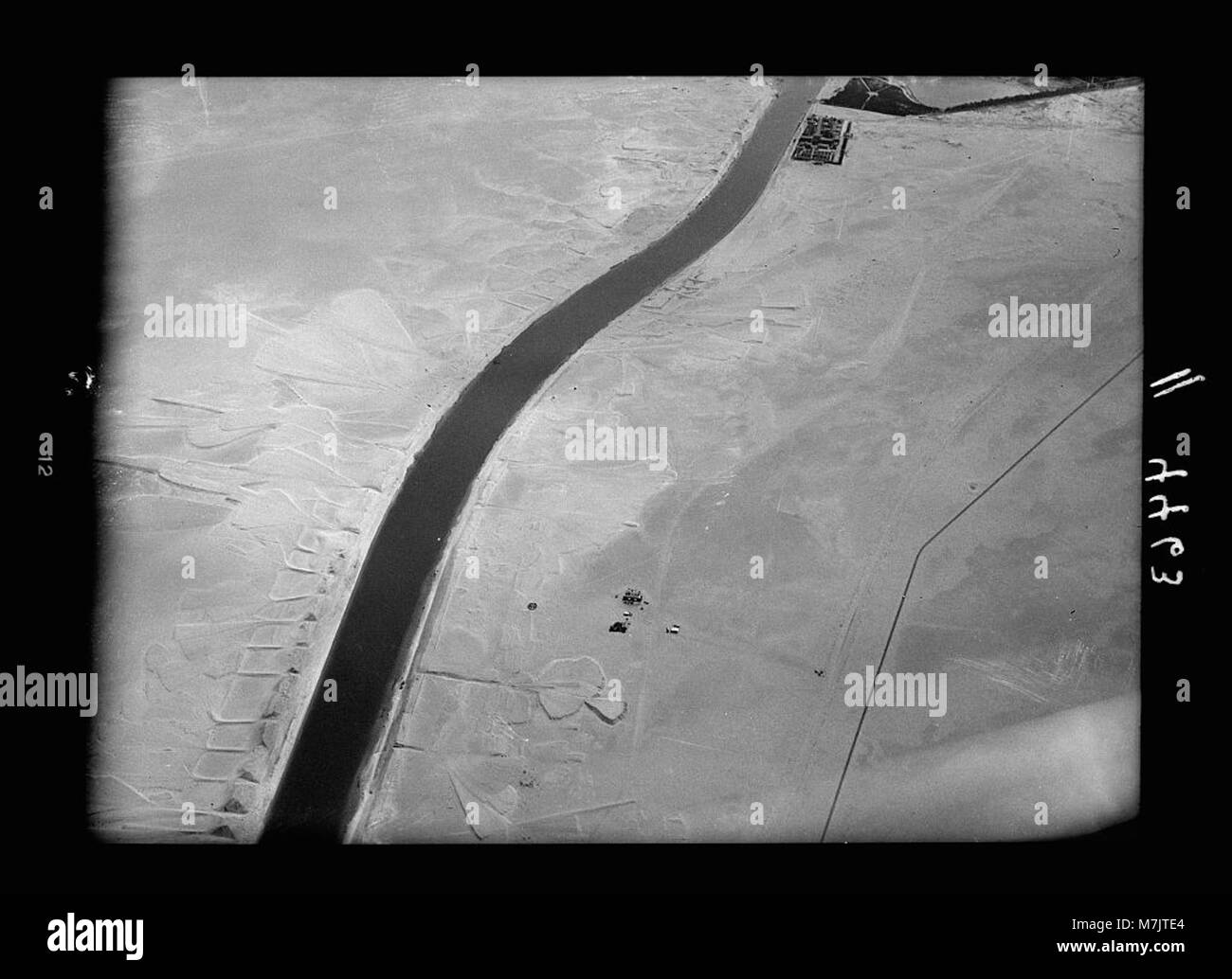 Via the suez canal hi-res stock photography and images - Alamy