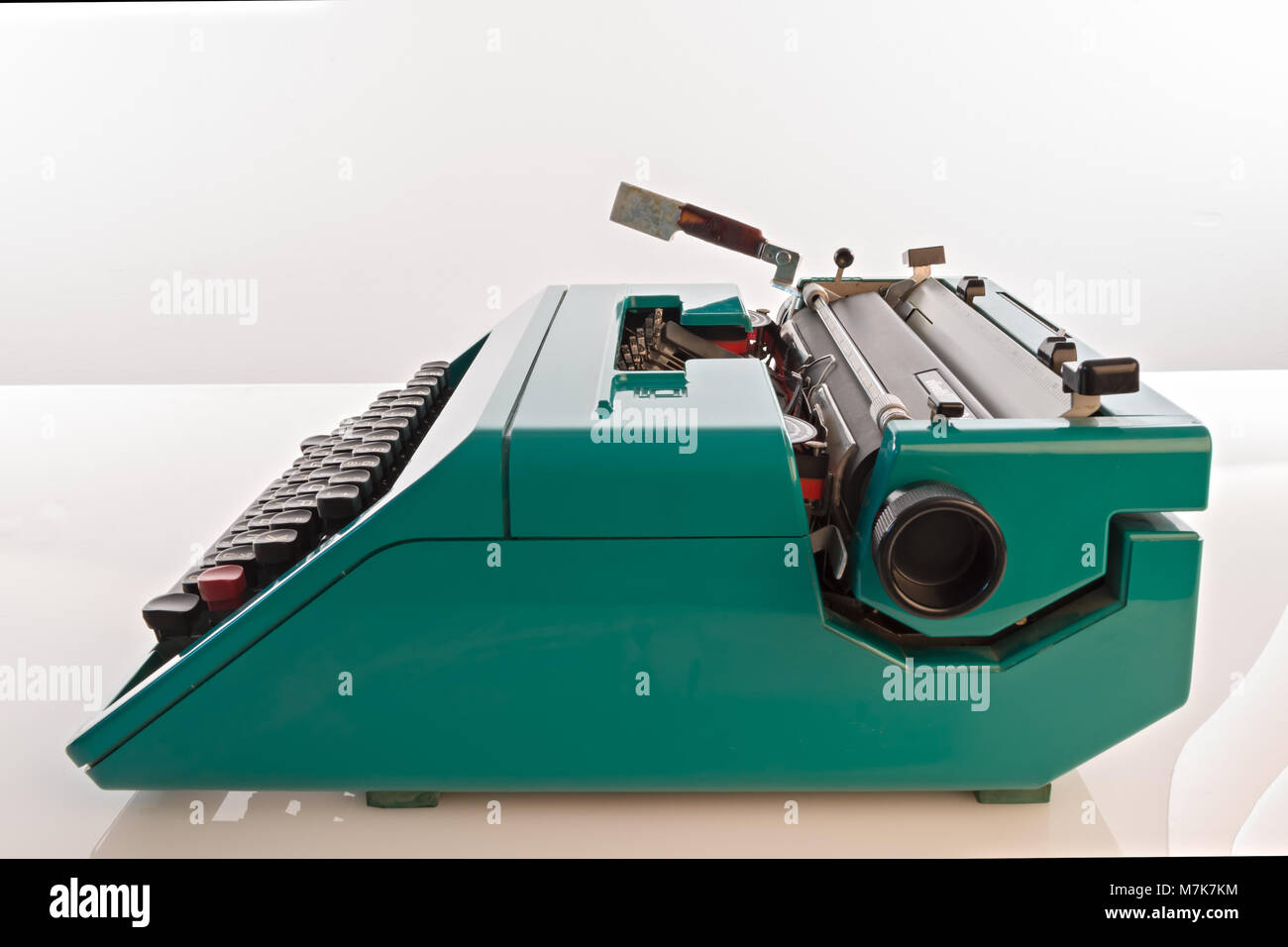 Olivetti Studio 45 typewriter white background Stock Photo - Alamy