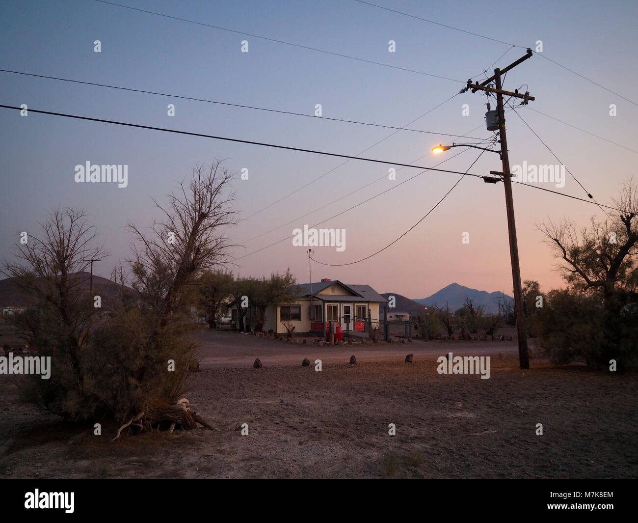 Tecopa Hot Springs, CA: 8 Aug 2016: rural residential accommodation at ...