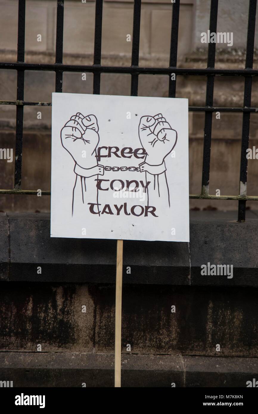 Free Tony Taylor Stock Photo - Alamy