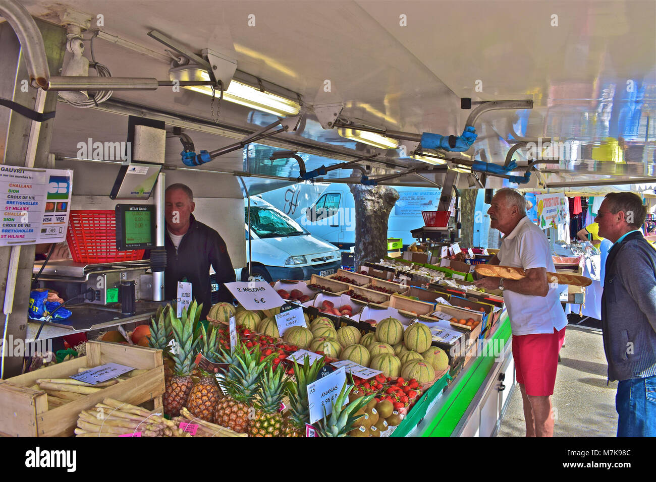 Typical frenchman hi-res stock photography and images - Alamy