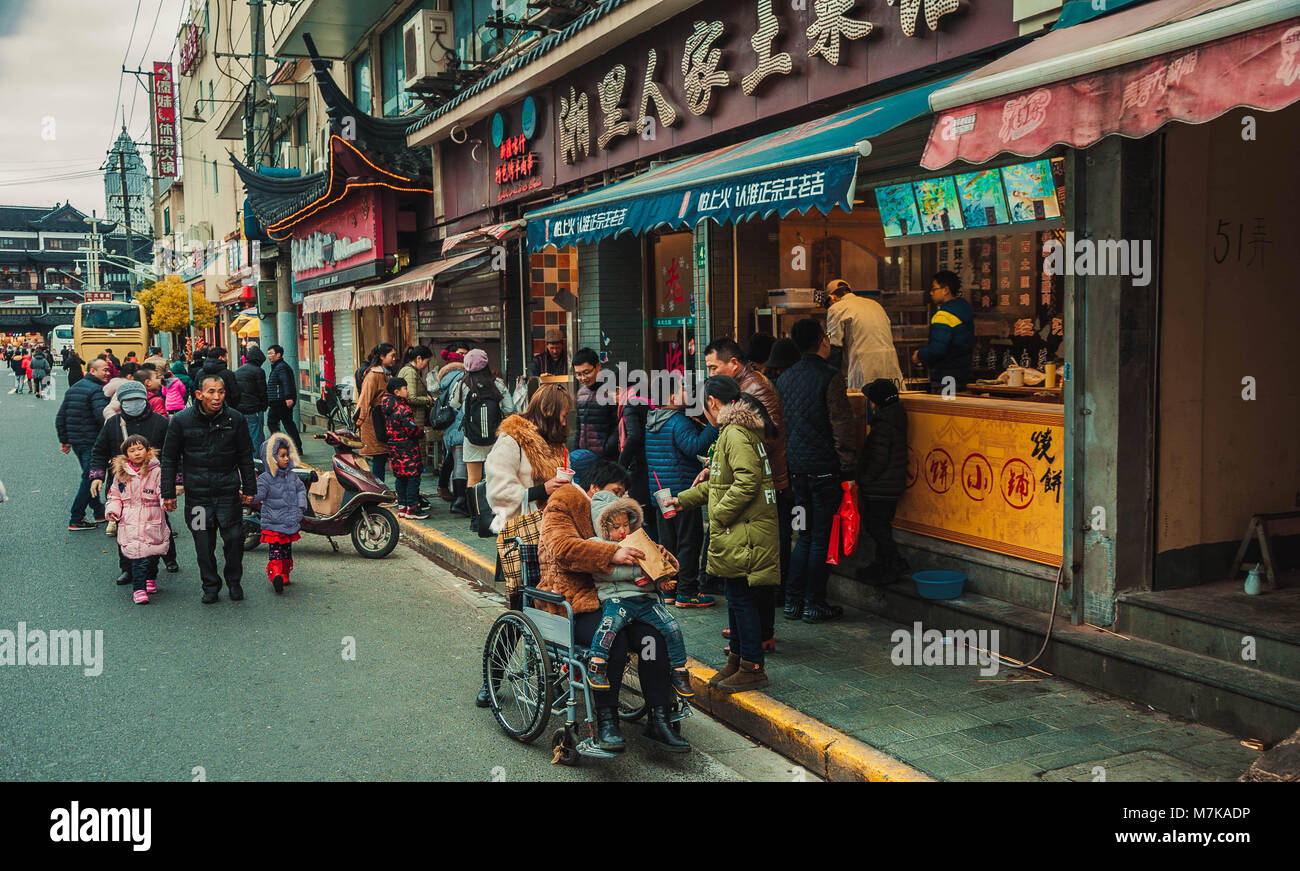 Shanghai downtown. Street life Stock Photo - Alamy