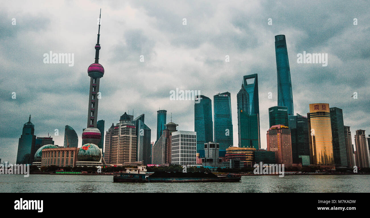 Shanghai downtown. Street life Stock Photo - Alamy