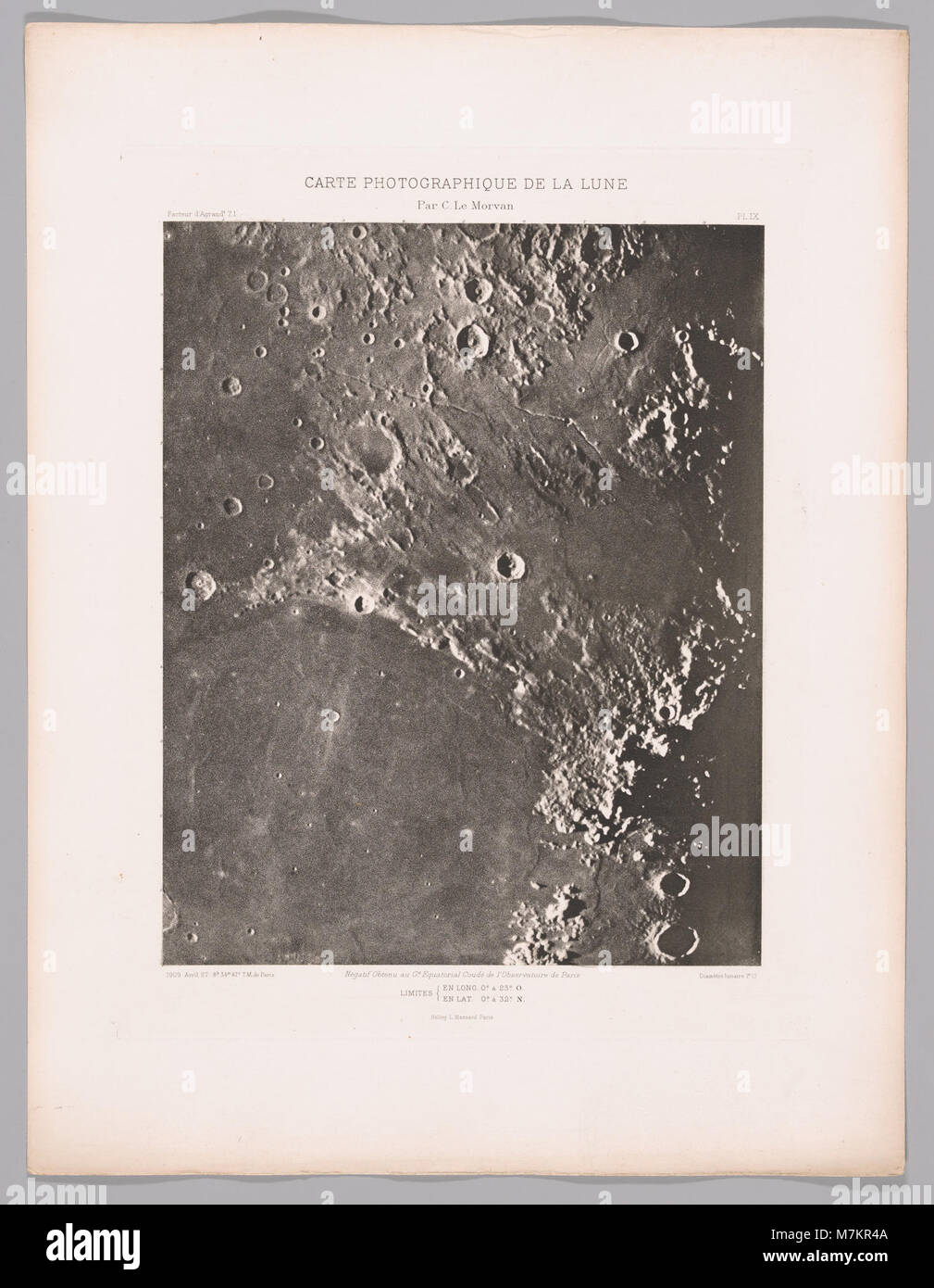 Photographic map of the Moon's phases, showing waxing and waning phases ...