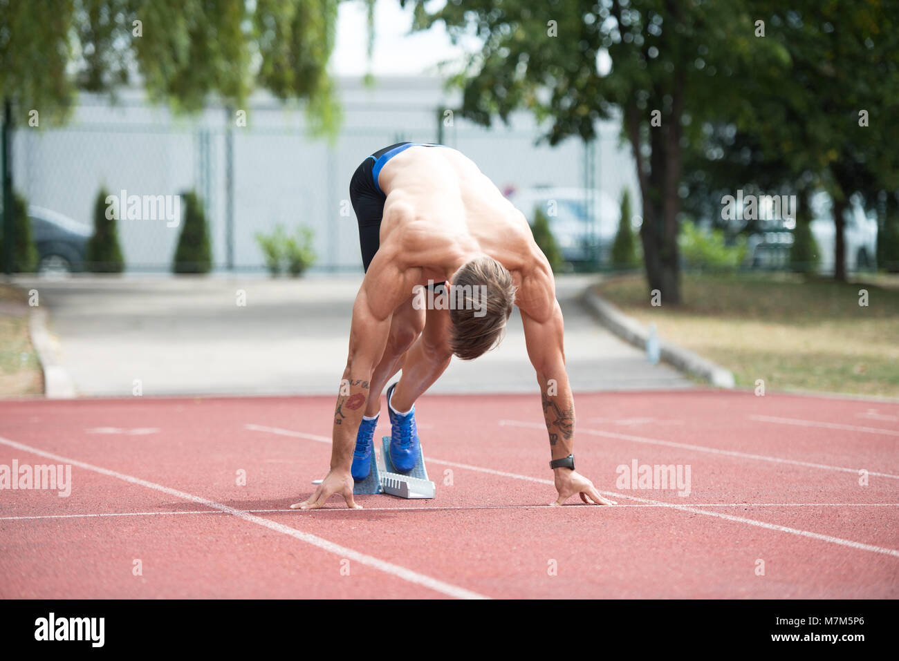 Olympic track start hi-res stock photography and images - Alamy