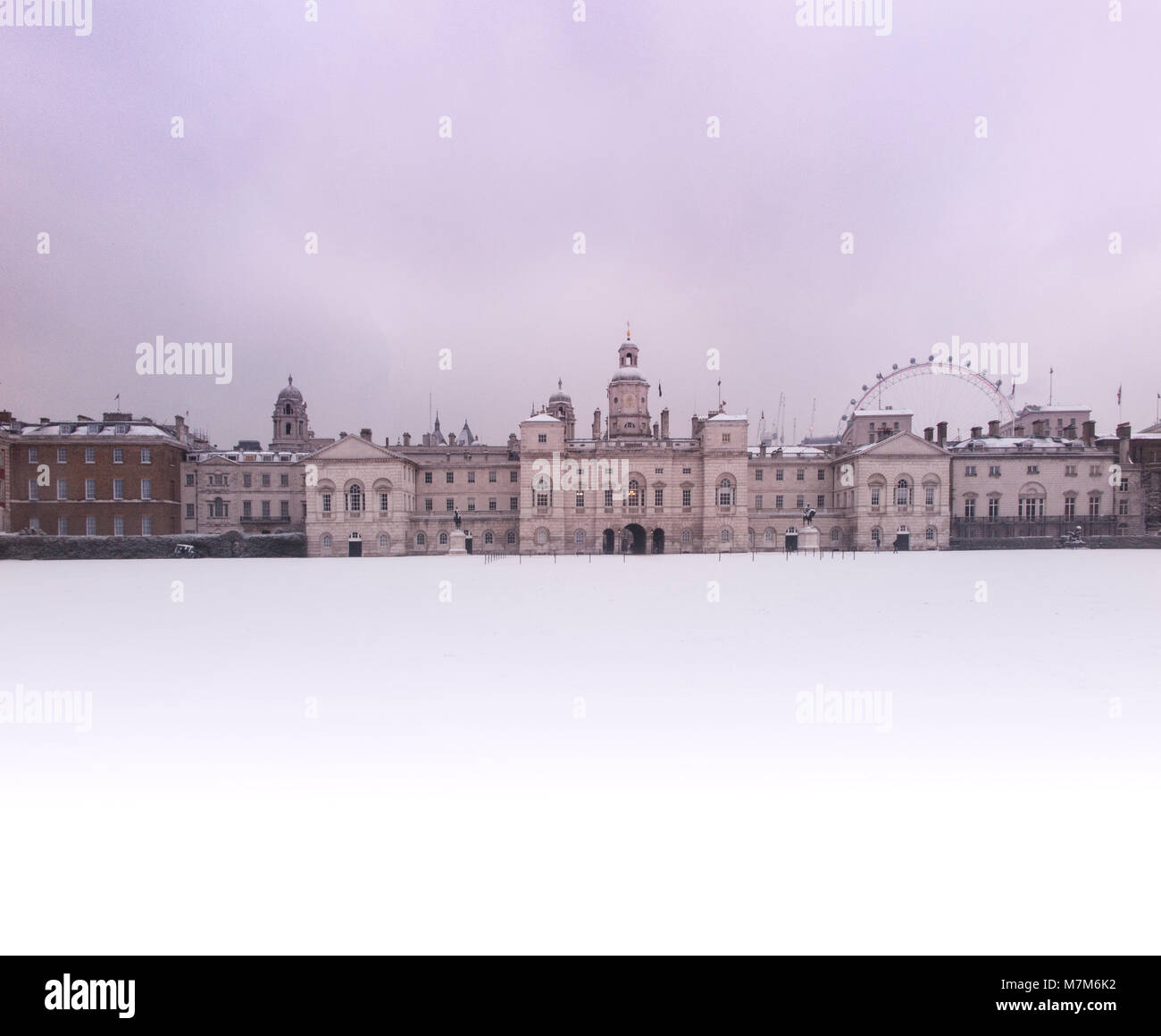 Horseguards parade snow hi-res stock photography and images - Alamy