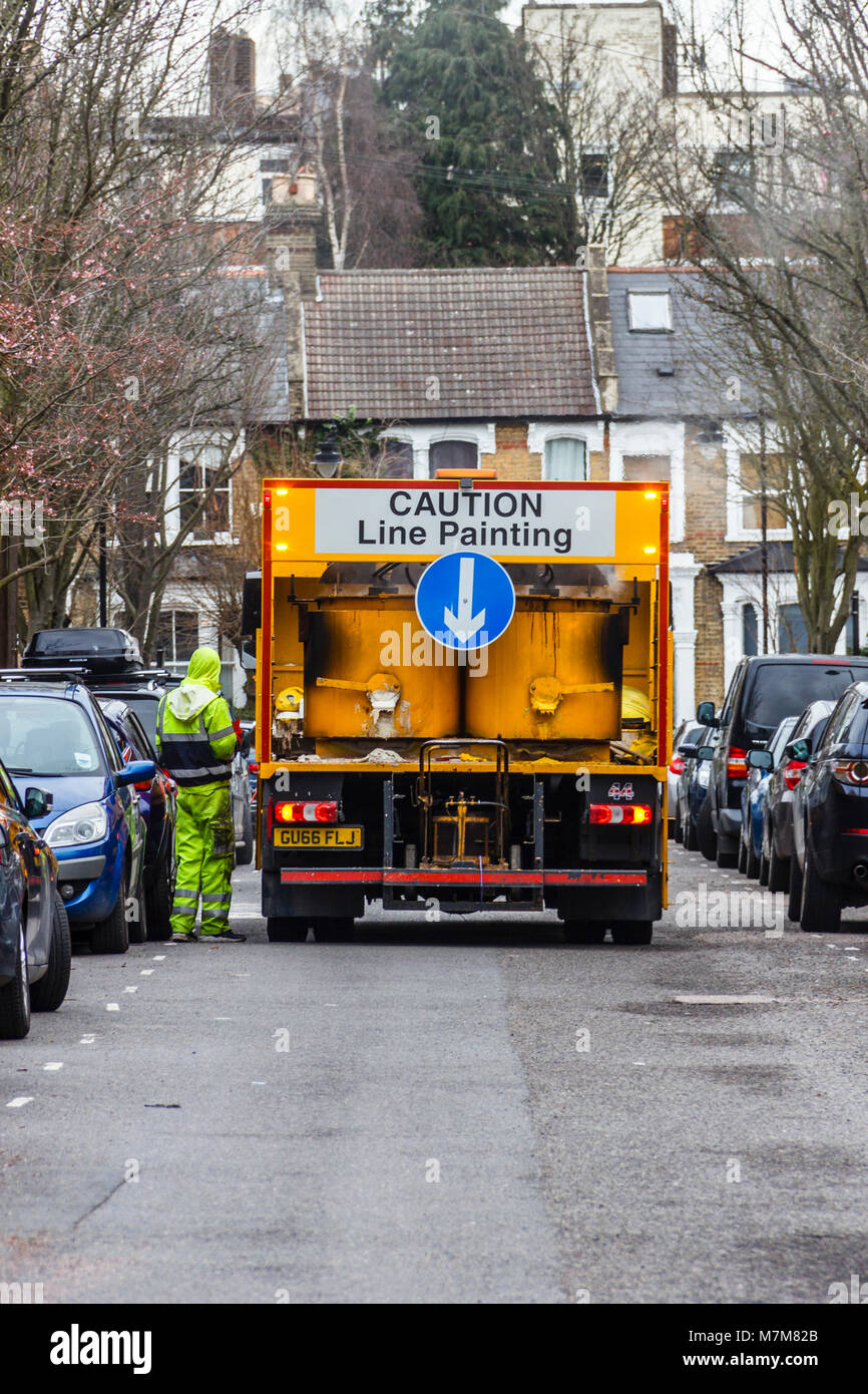 White Lines On Road Stock Photos & White Lines On Road Stock Images - Alamy