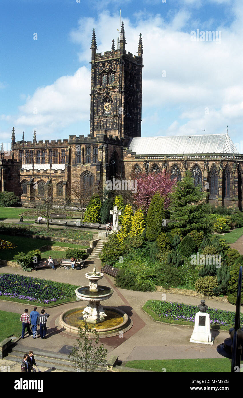 Wolverhampton church hi-res stock photography and images - Alamy
