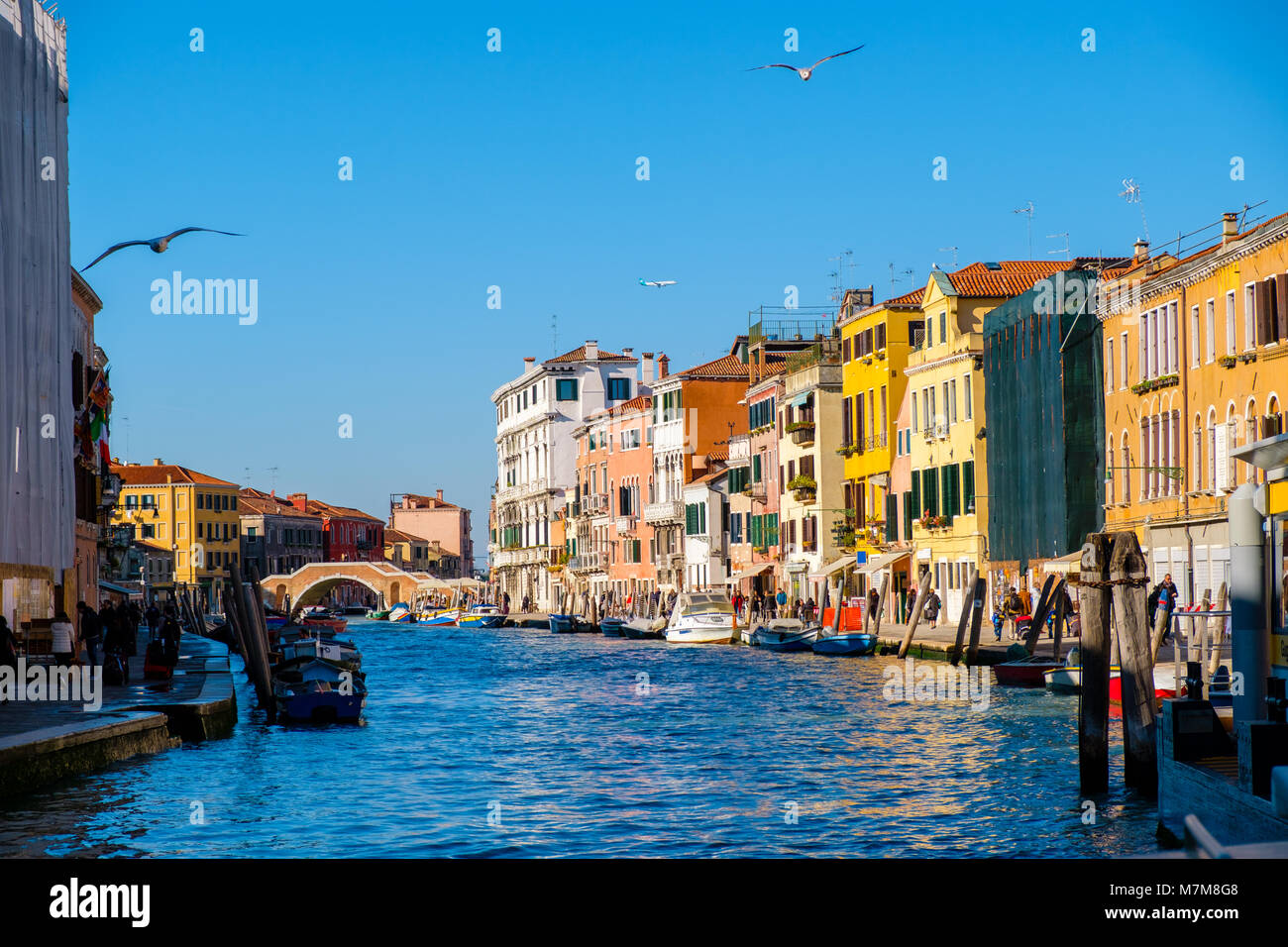 Ancient architecture traditional buildings in Grand Canal, Venice ...