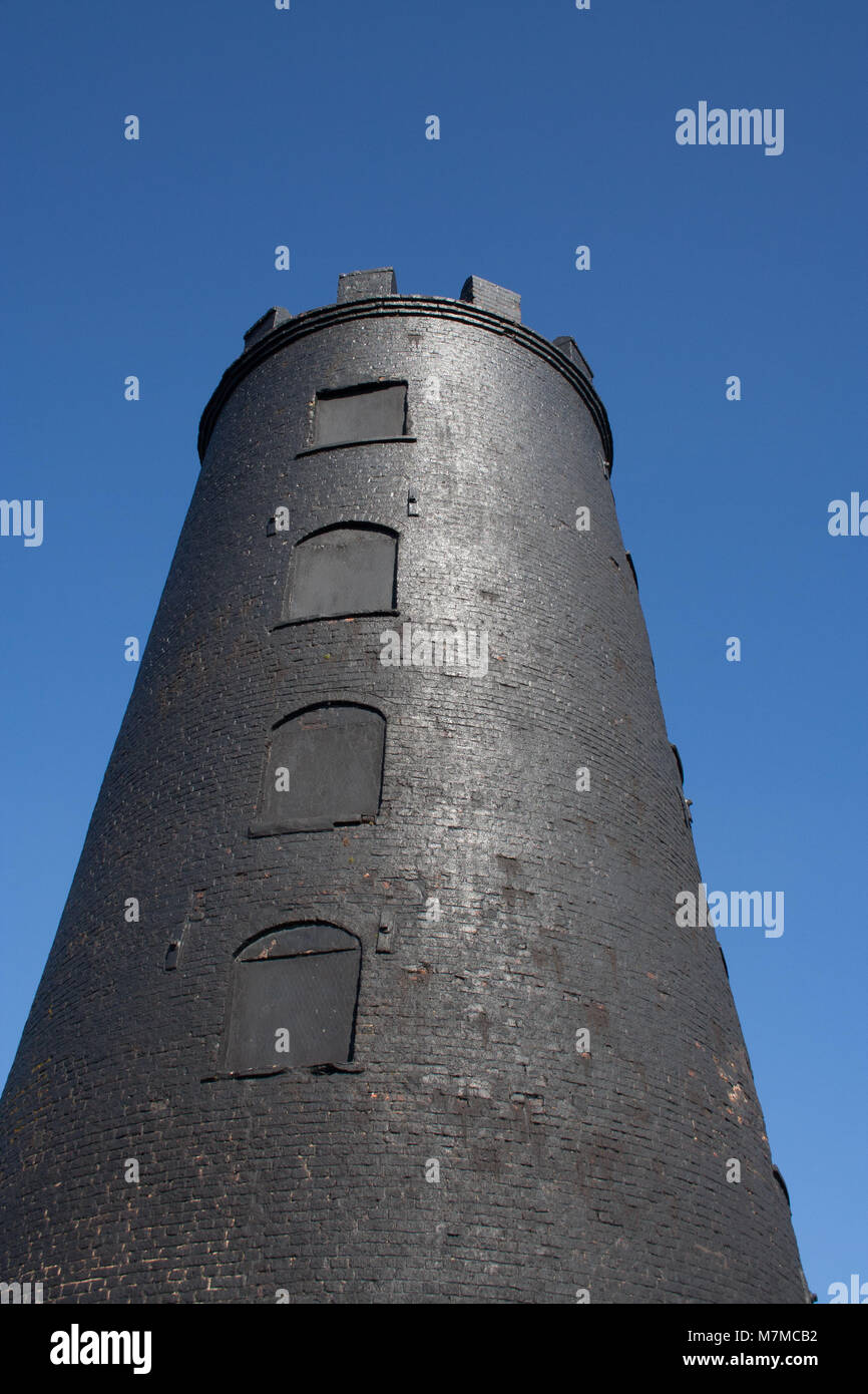 Black Mill, Beverley Westwood Yorkshire UK old brick windmill painted ...