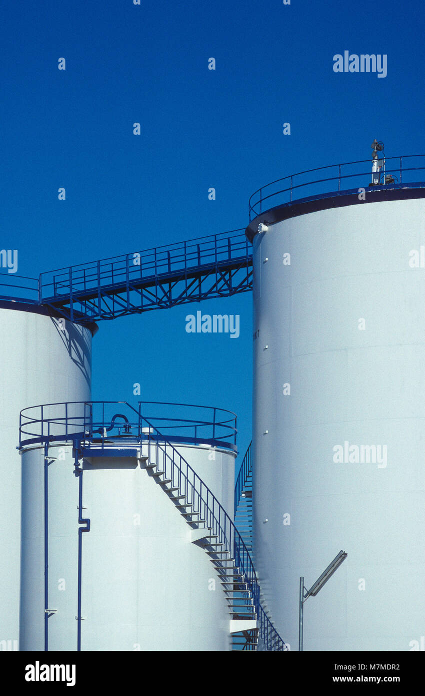 Large industrial-sized storage containers for water and other liquids ...