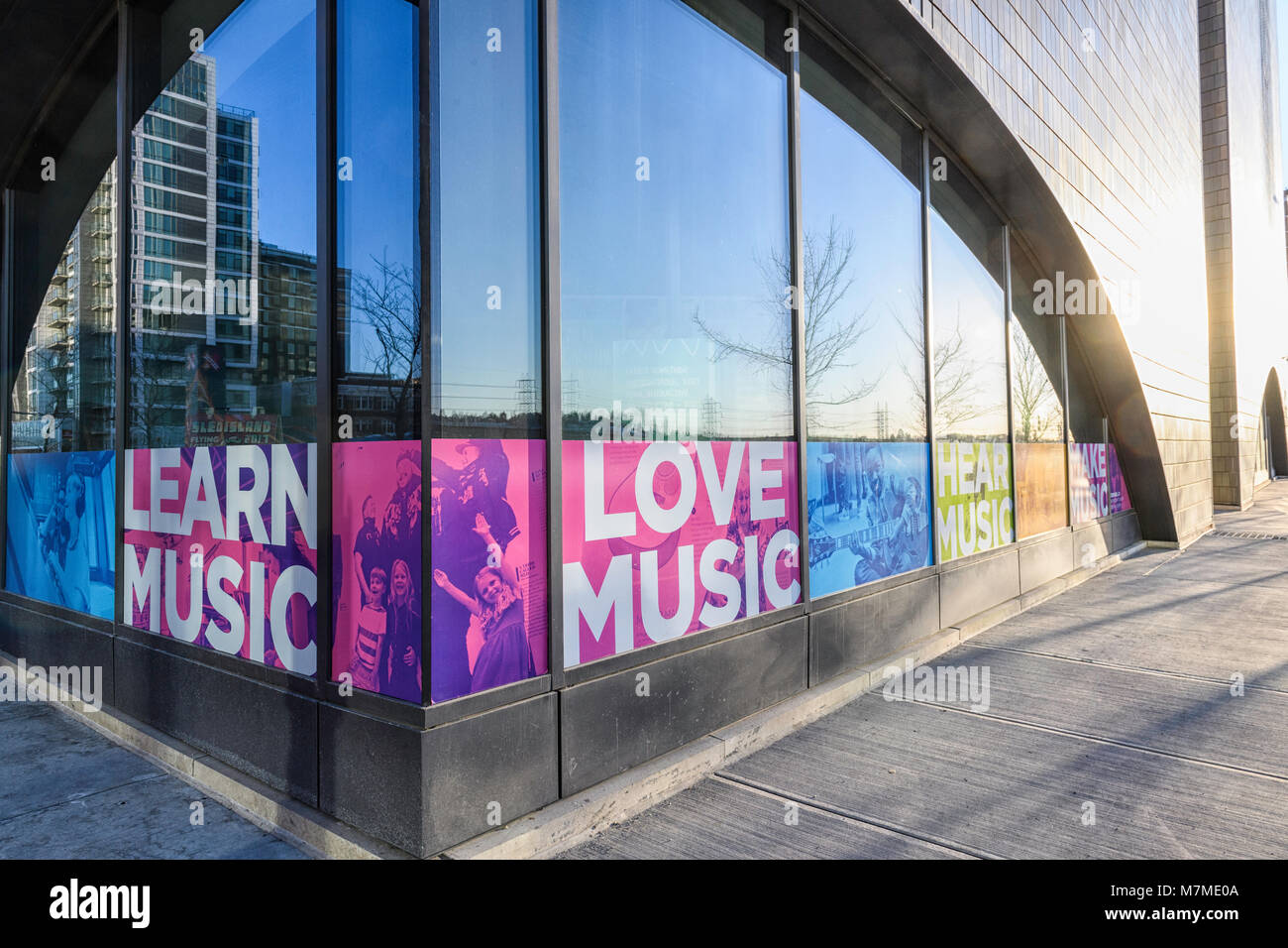 Modern music studio hi-res stock photography and images - Alamy