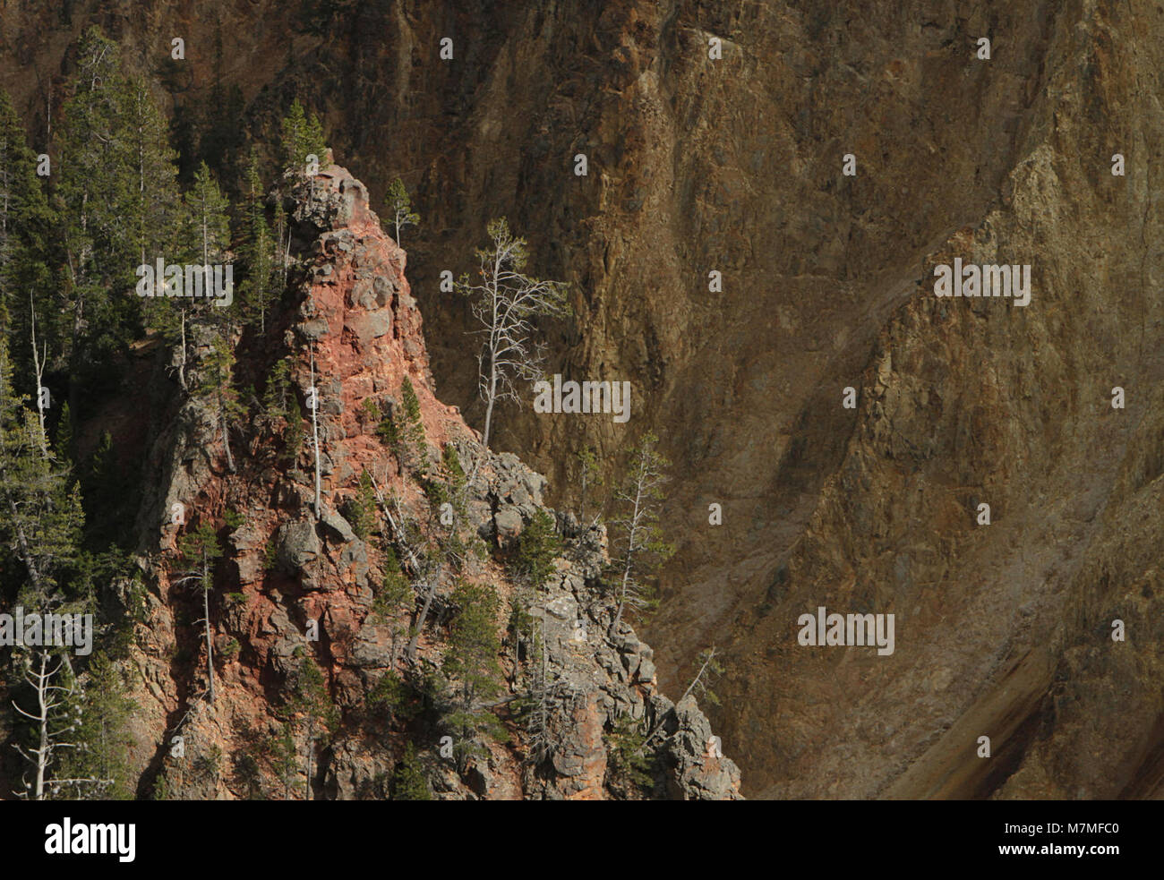 Red Rock in Grand Canyon of the Yellowstone Red Rock - Grand Canyon of ...