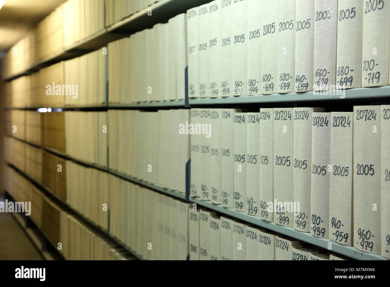 Storage rooms with bookshelves in a large library Stock Photo - Alamy