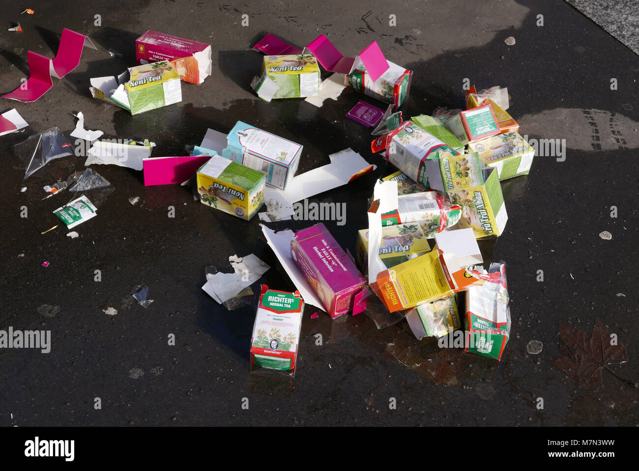 Empty tea box on the sidewalk, Chinatown, Avenue d'Ivry, Paris, France ...