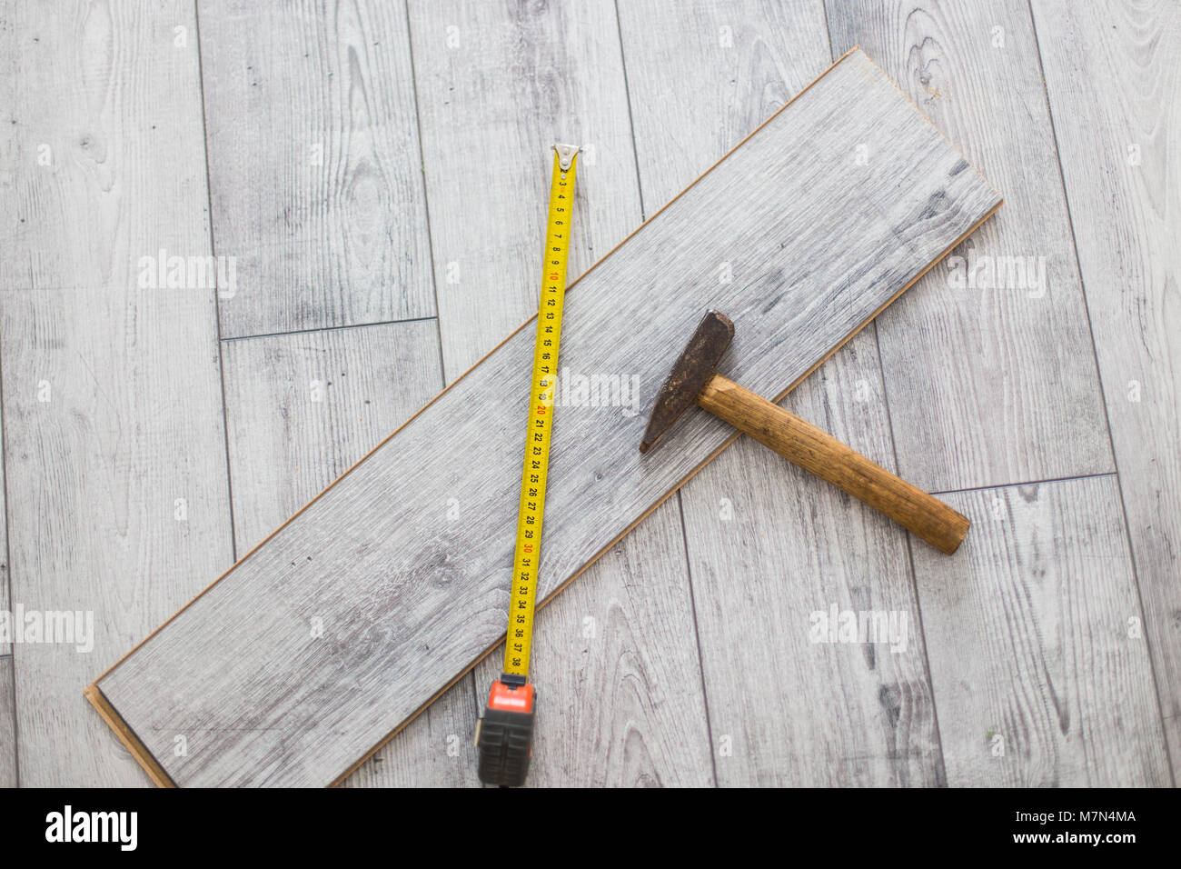 Installing different tools hi-res stock photography and images - Alamy