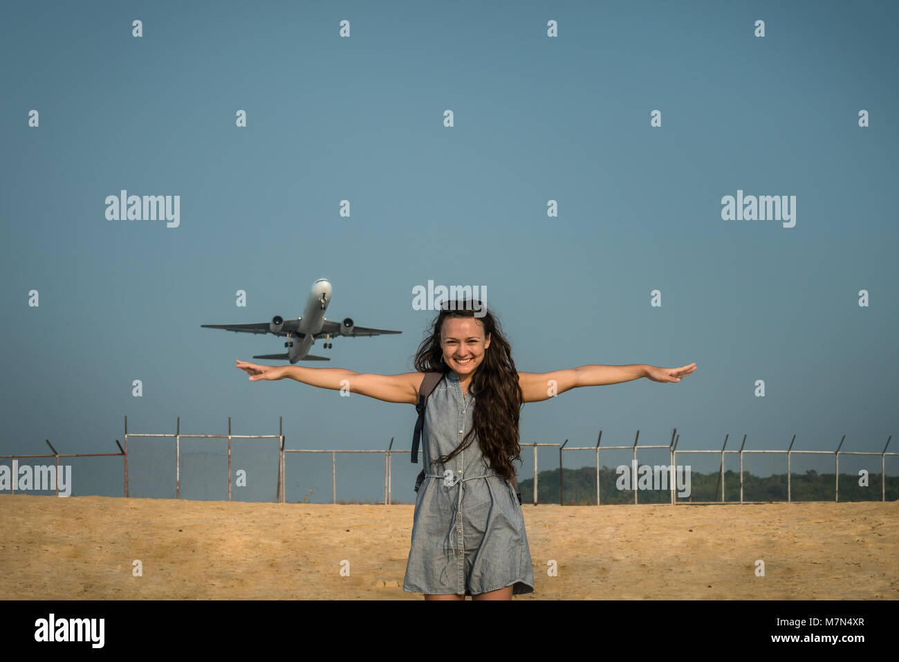 International departure hi-res stock photography and images - Alamy
