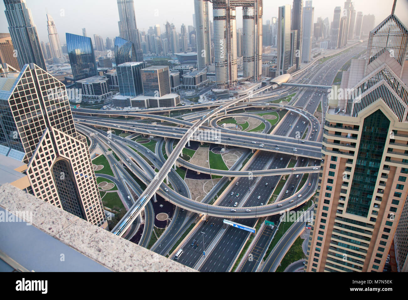 Traffic intersection aerial dubai hi-res stock photography and images ...